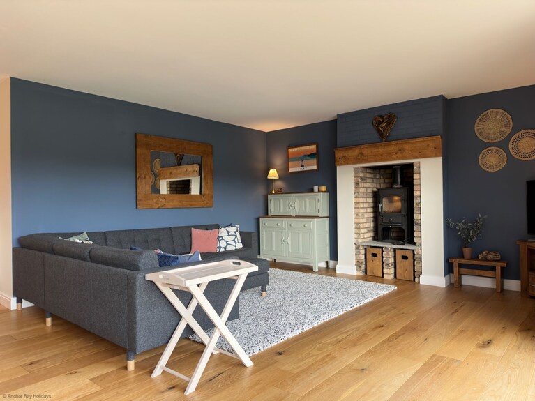 Coastal Cottage - Balcony Sleeping 8 In 4 Bedrooms - Refurbished - Filey