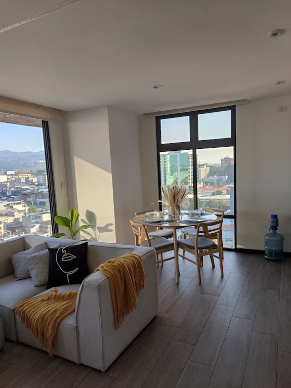 Hermoso Apartamento En Excelente Ubicación - Ciudad de Guatemala