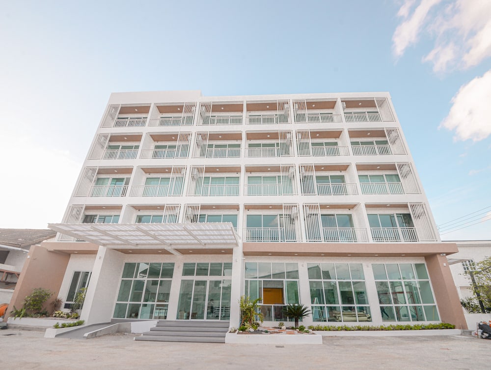 Hotel Agnes - Buri Ram