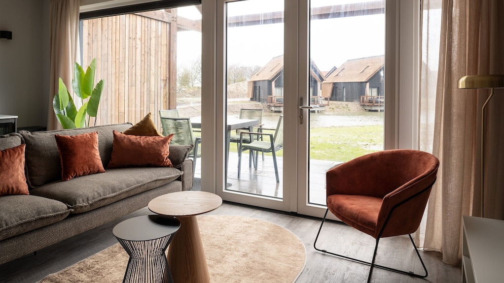 Vakantiewoning Aan Het Water Voor Maximaal 4 Personen - Groede