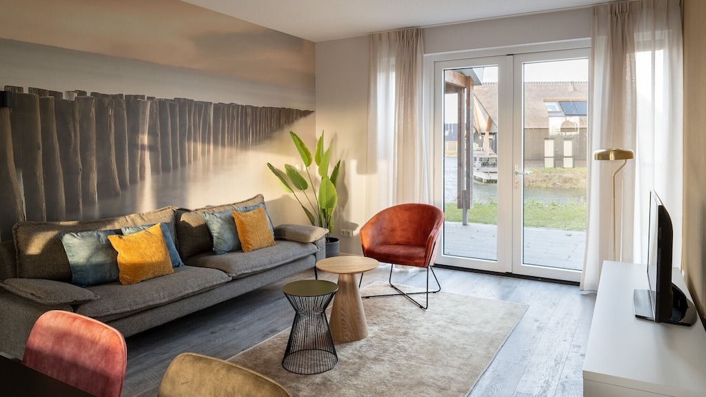 Awesome Home In Nieuwvliet-bad With 2 Bedrooms, Wifi And Private Swimming Pool - Groede