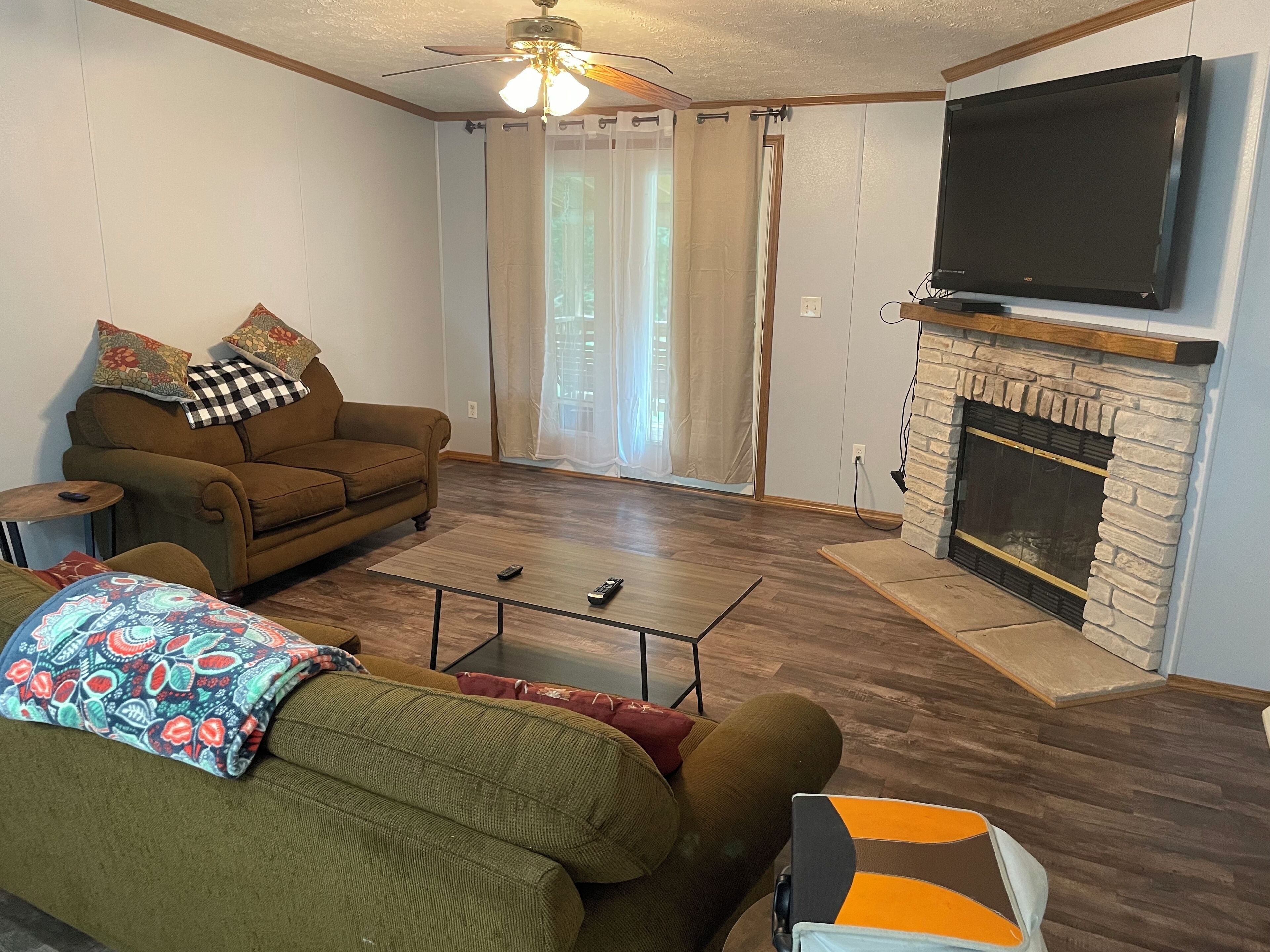 Black River Retreat 5 Minutes From Jeffs Canoe Rental /K Bridge - Clearwater Lake, MO