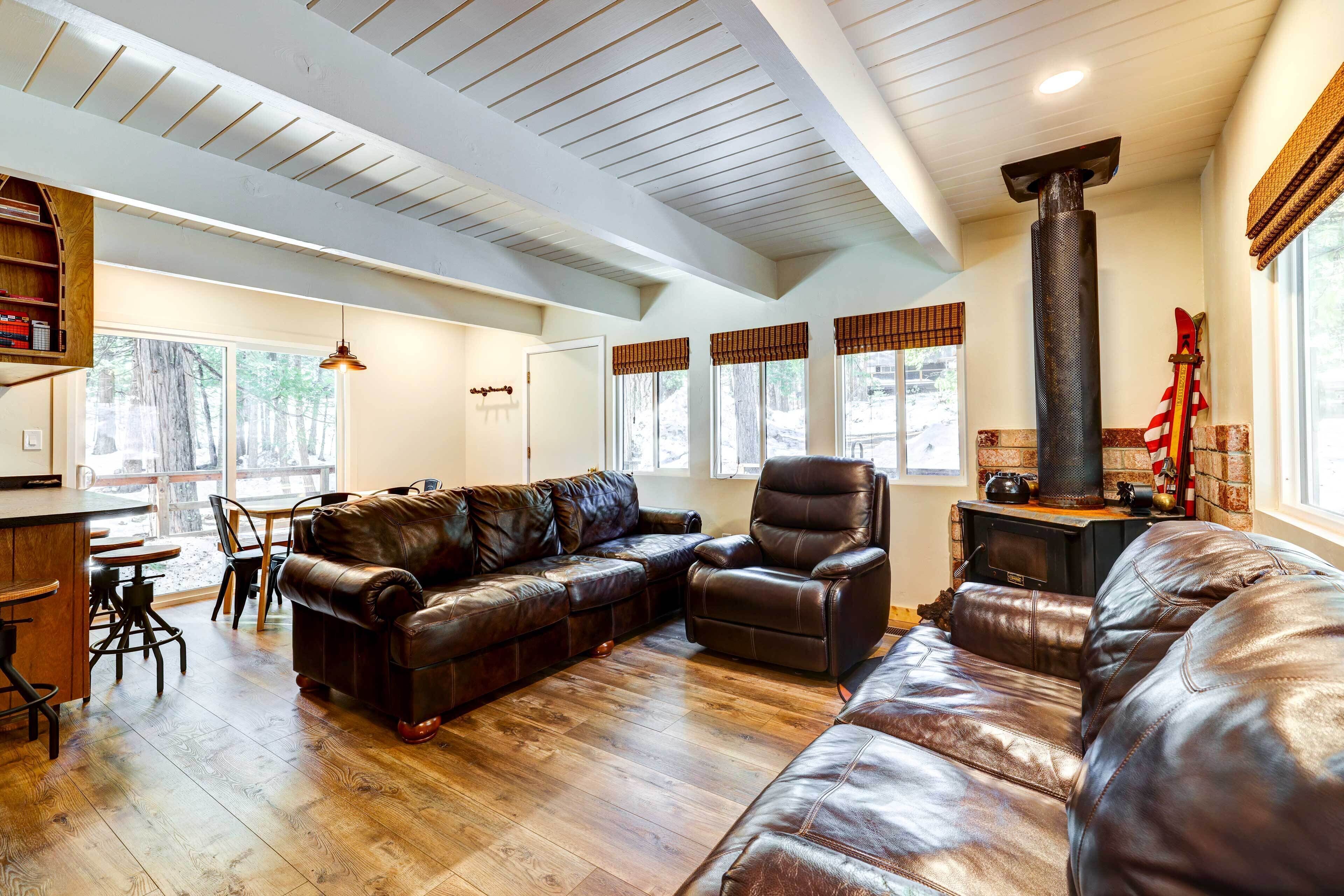 Hike, Fish & Explore: California Cabin W/ Deck! - Dodge Ridge, CA