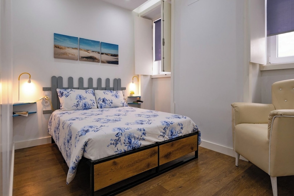 Simplify In This Peaceful, Centrally Located Space.<br>one-bedroom Apartment,... - Figueira da Foz