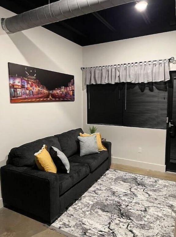 Music City Condo - Brentwood, TN