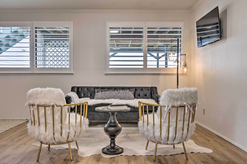 19 Mi To Seattle: Port Orchard Studio W/ Views - Manchester State Park, Port Orchard