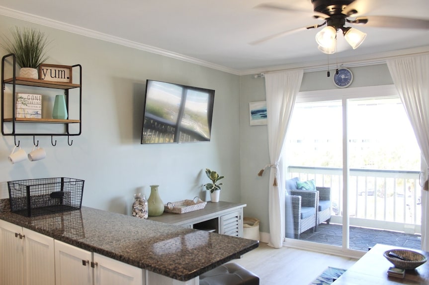 Perfect Oceanfront Condo W/stunning Ocean View! Community Pool, Fishing Pier! - 芒特普林森