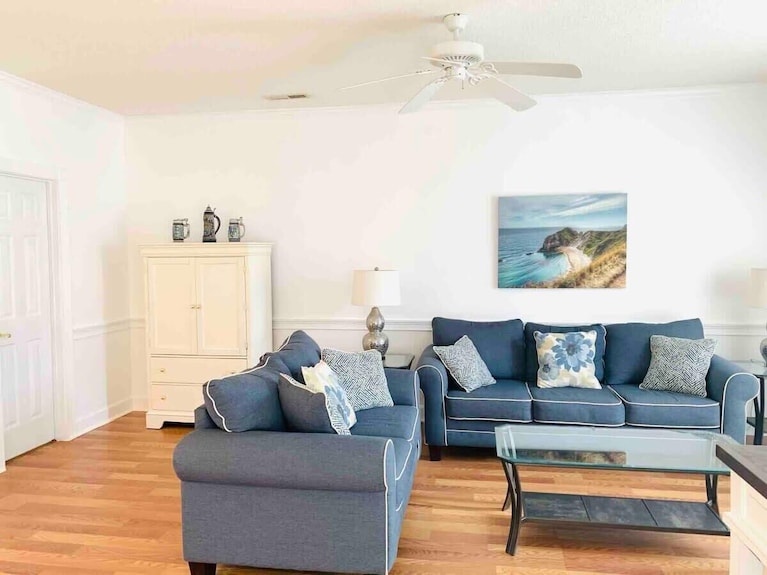 Lovely Condo In The Center Of Myrtle Beach - Conway, SC