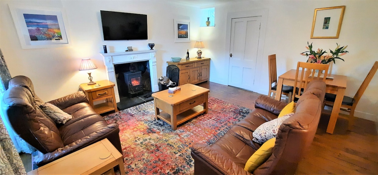 Greenbrae East - A Cottage That Sleeps 4 Guests In 2 Bedrooms - Crieff