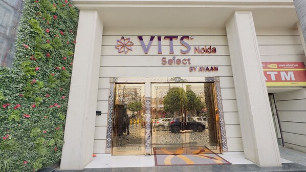 Prenota VITS Select Noida a Delhi - Hotels.com