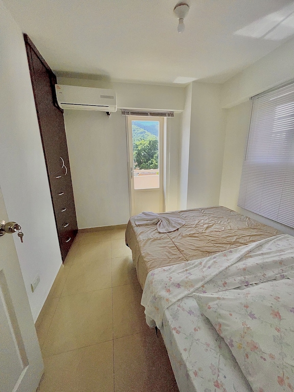 Excellent Apartment, Private Parking - Caracas