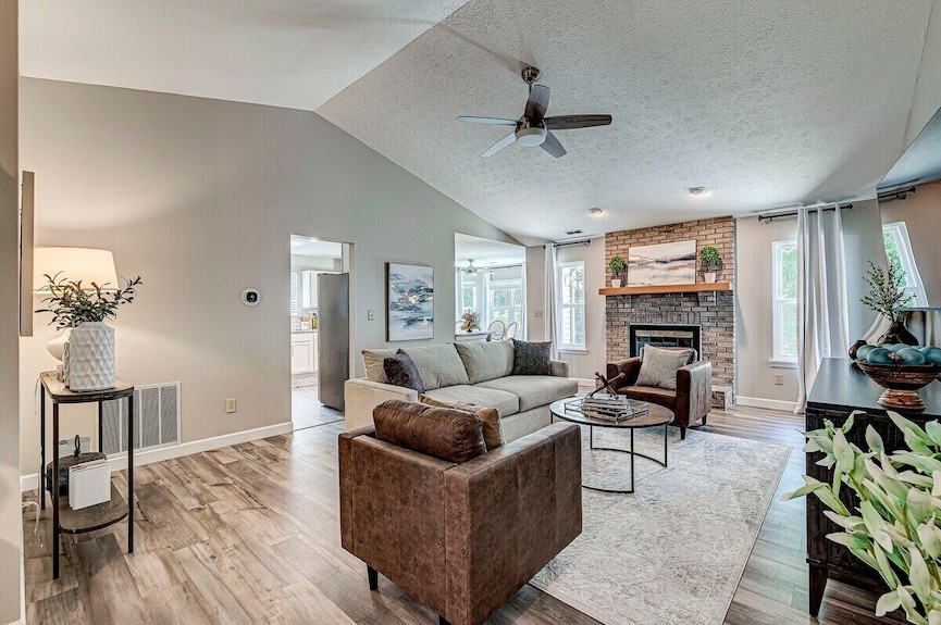 Elegant Home In The Heart Of Westfield - Carmel, IN