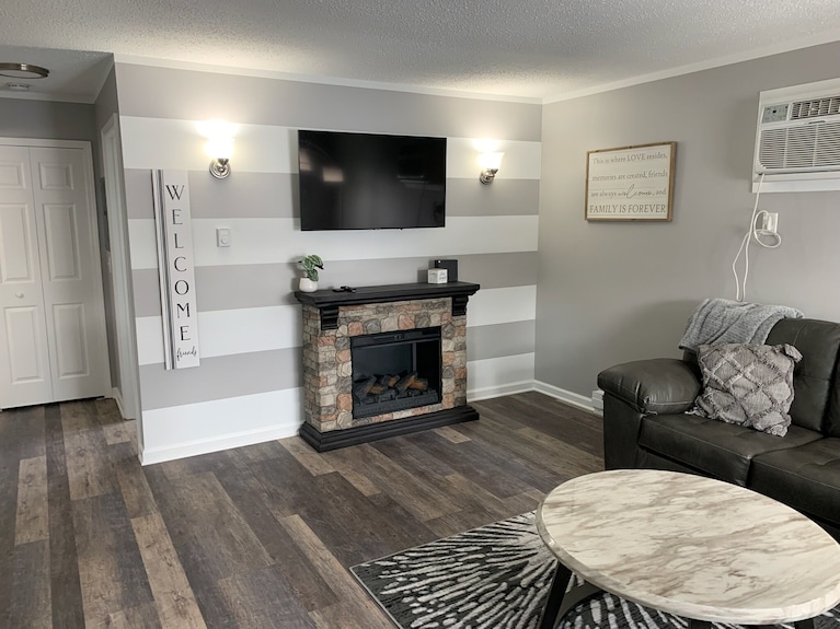 Adventure Acres- Suite C4 - Holly Recreation Area, Holly