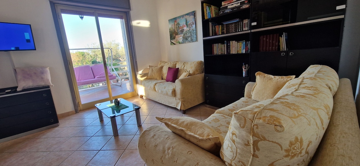 Detached Property With Garden And A View On The Sea Near Palermo, Sicily - Altavilla Milicia