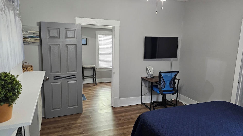 Cozy Cottage @ Trevecca - Nashville, TN