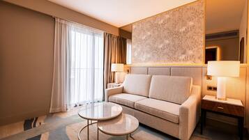 TV LED 55 polegadas com canais a cabo, tablet, filmes pagos