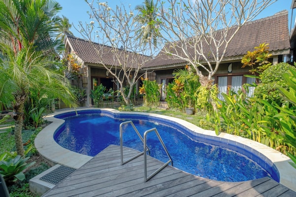 Elemento Homestay Badung - Bali