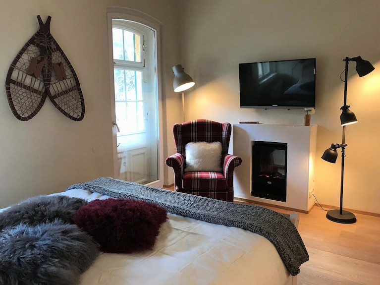 The Historic Haus Zur Burg Invites You: Apartment Ciao-aschau Hupferl1 Ap204 - Chiemsee