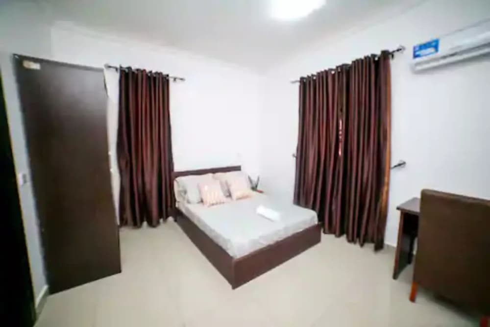 Aro | Ensuite 2bed Apartment (Karsana, Gwarinpa) - Abuya