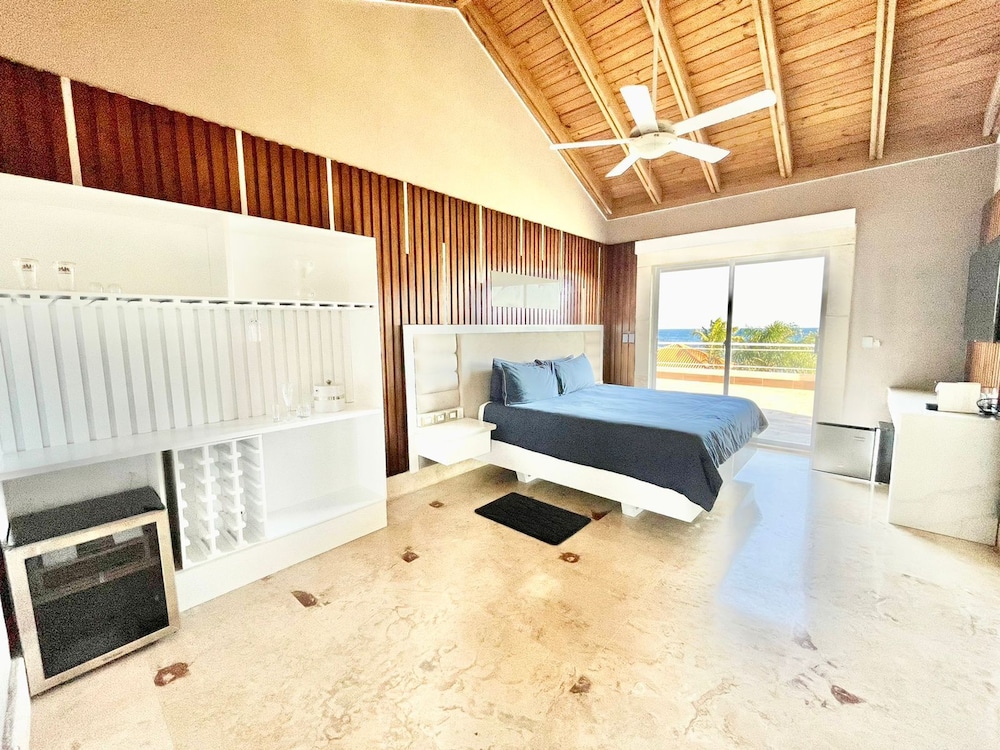 Villa Paraiso Sea Front - La Romana