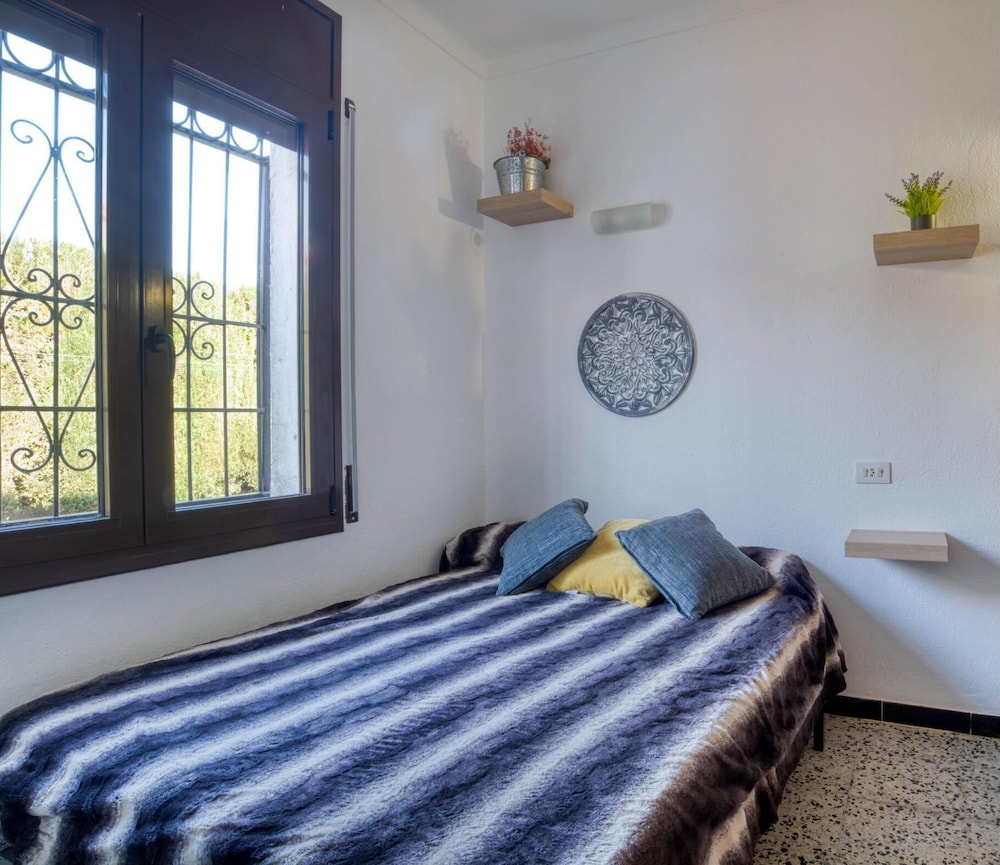 Haus Mit Garten In L'escala- Riells Entfernt.hutg-060784 - Sant Pere Pescador