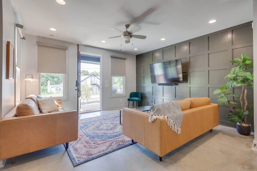 Spacious Walkable East Nash Designer Twin Homes | Sleep 20 With Smart Tvs, Workspaces & Fast Wifi | 2 Garages & Full Kitchens | Walk To Mas Tacos, Ride 10 Min To Broadway | 24 Hr Hospitality - Nashville, TN