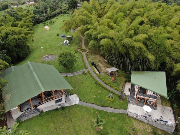 Bedroom 1 For 3 With Private Bathroom - Quindío