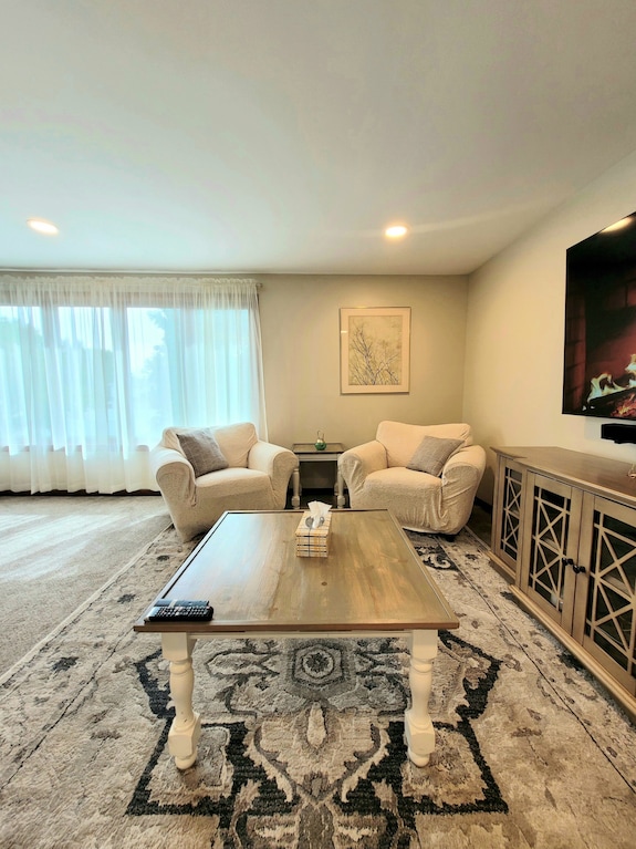 Spacious Buffalo Home Near Niagara Falls/bills Stadium/buffalo Airport - Lancaster, NY