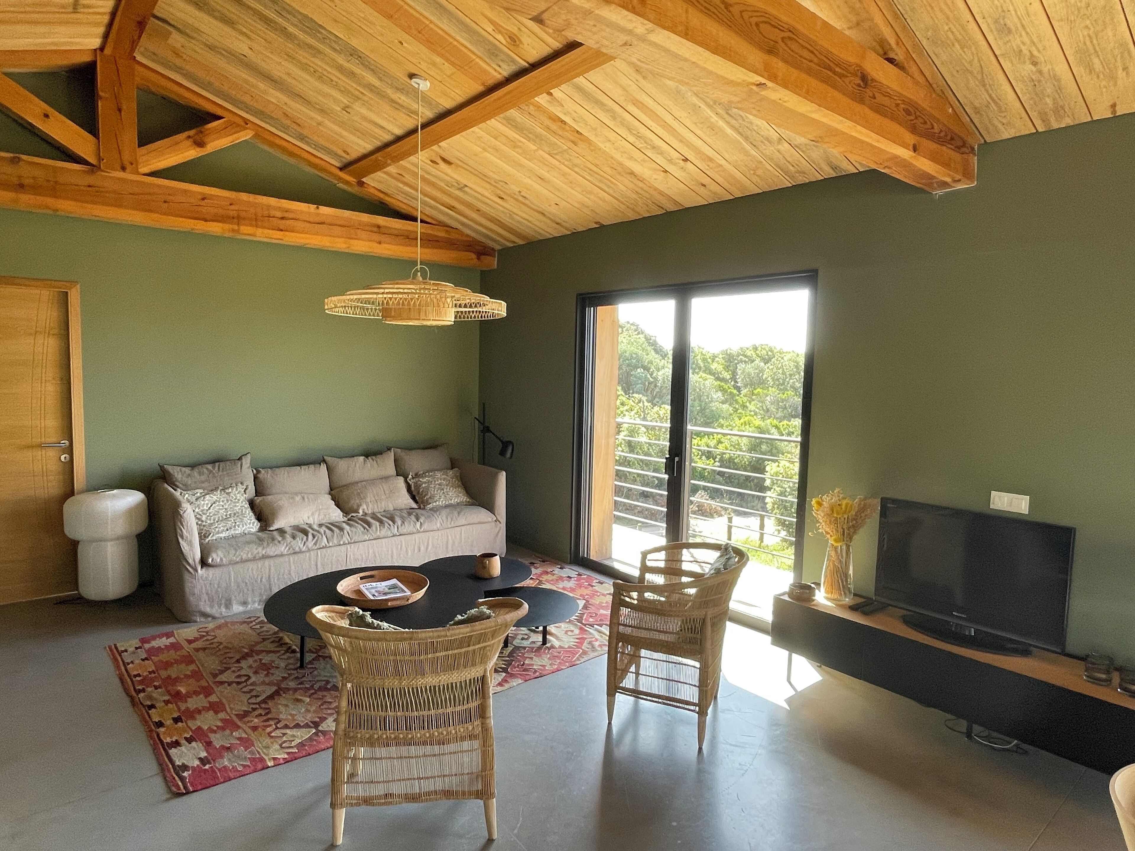 Cozy Wooden Villa, With Pool, Sea View, Close To Beaches - Figari