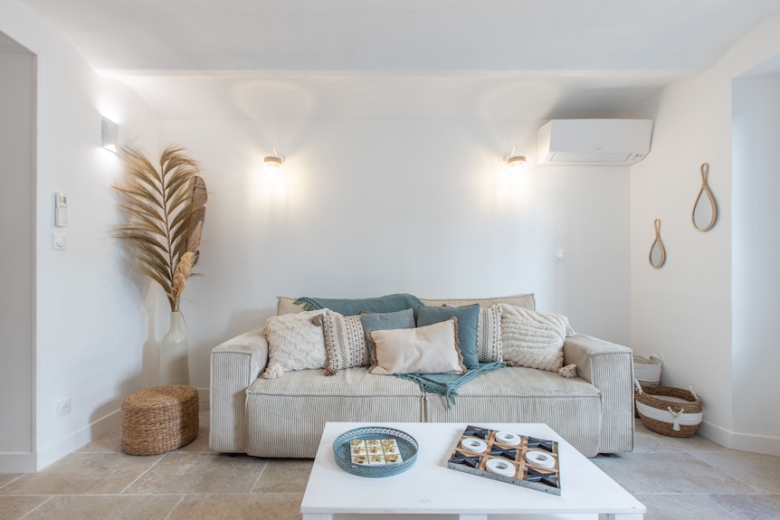 A Quiet Place With Garden In The Heart Of Cannes - Mougins