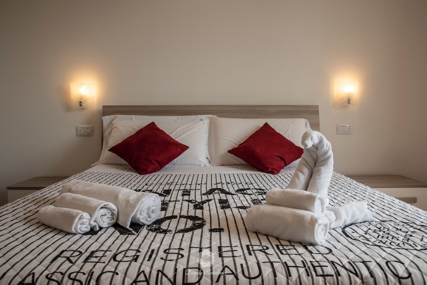 Thea Apartment Comfort With Terrace And Balcony - Torri del Benaco