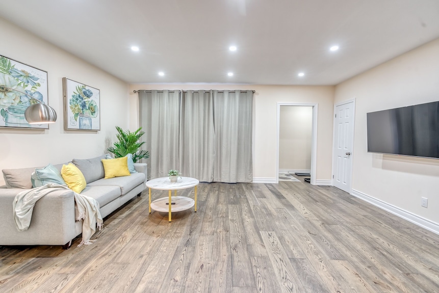 Modern Family Journey Niagara Gateway- All Ensuite Br 7 Beds - Niagara Falls