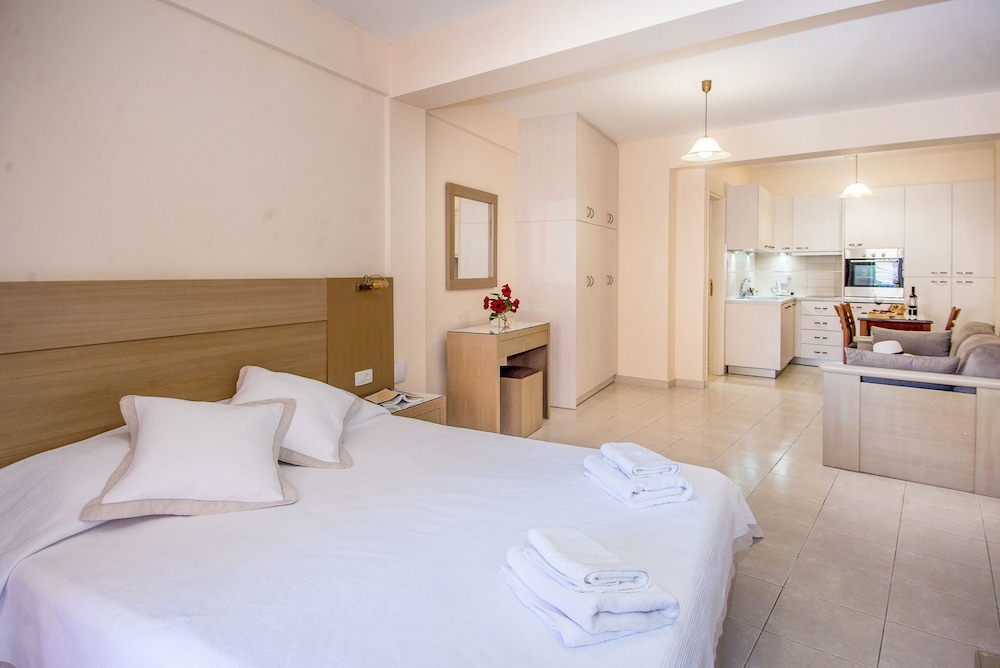 Rouchotas Apartments - Cephalonia