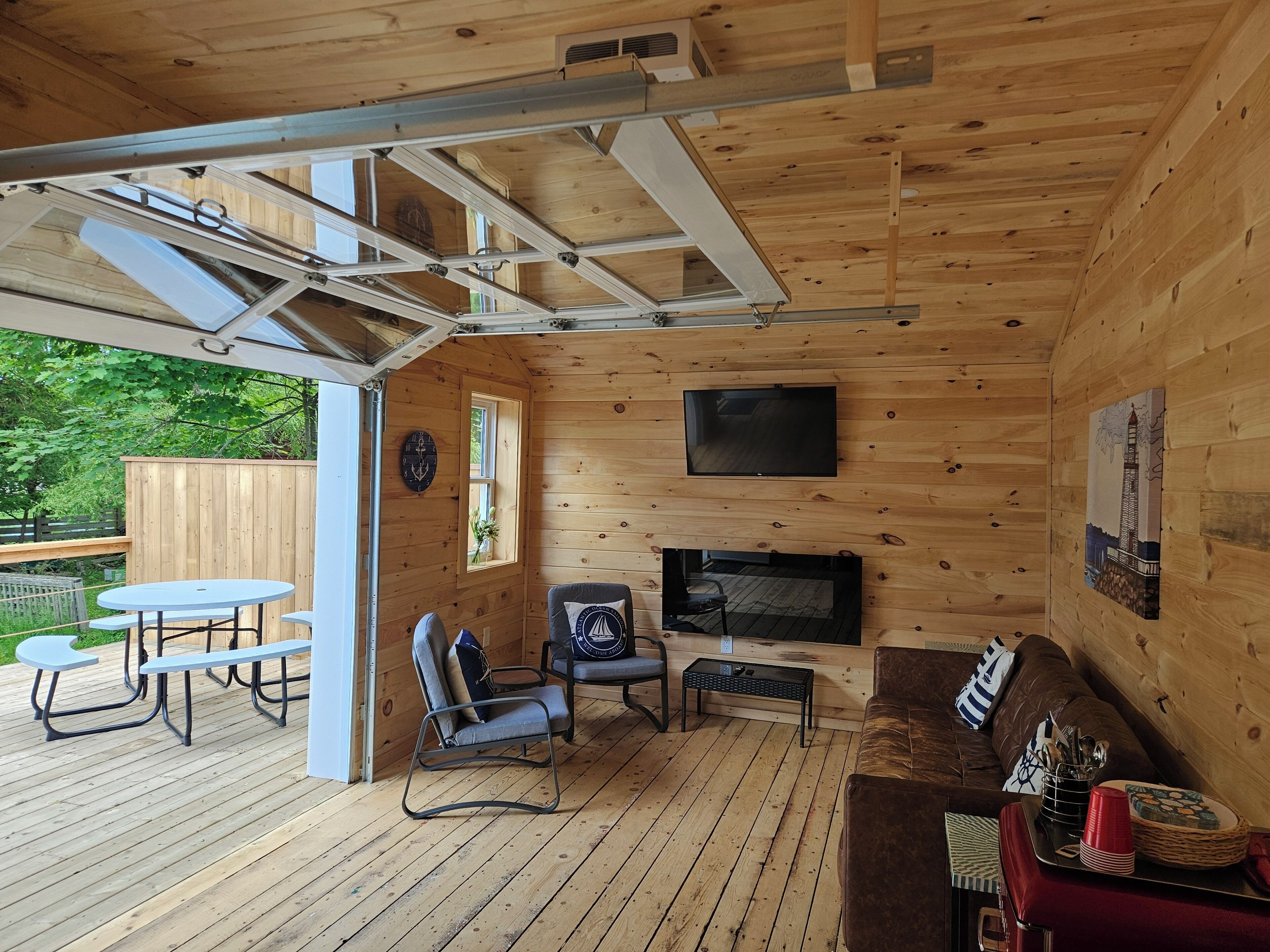 Peaceful Vacation Home Located In The Heart Of St Andrews-by-the-sea - St. Andrews