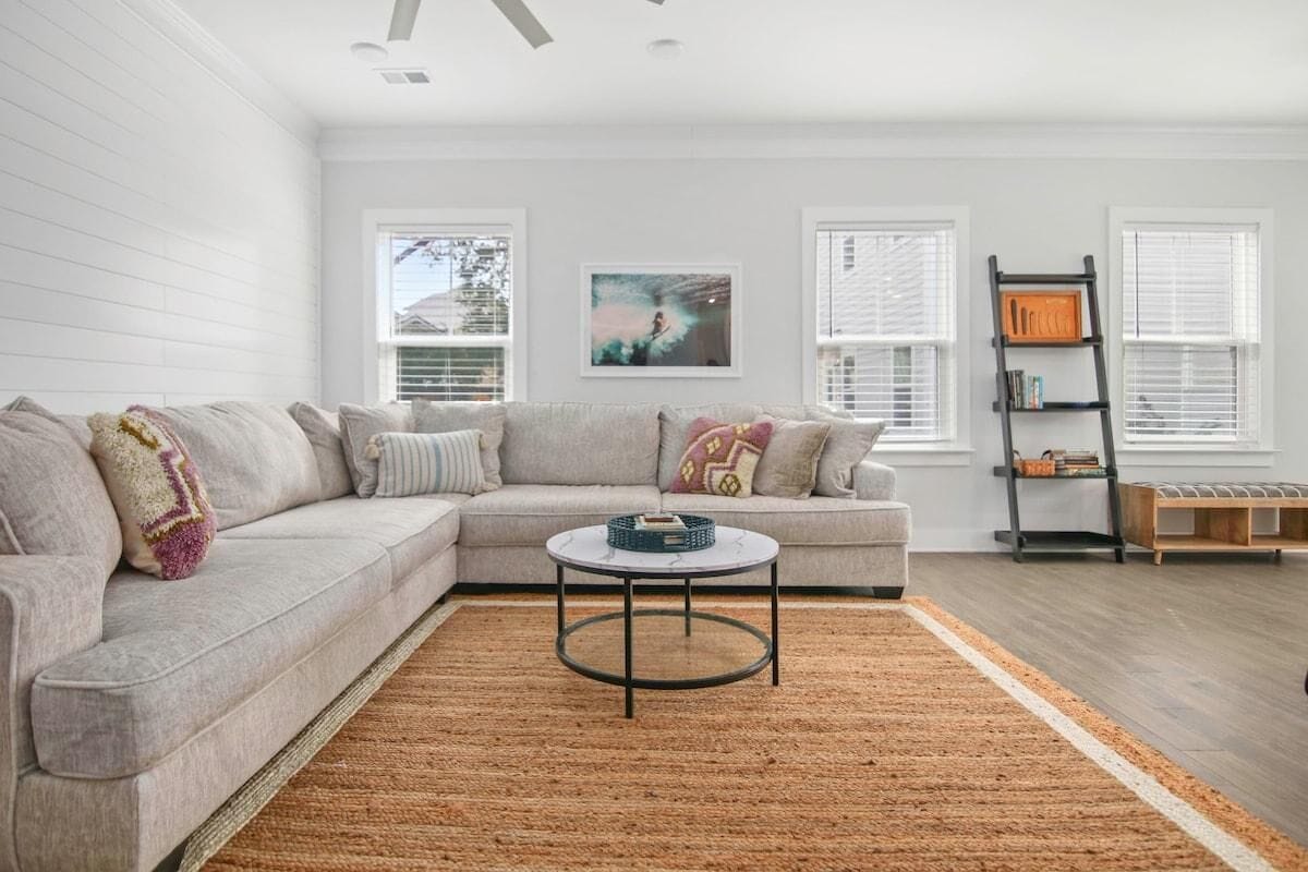 Ride The Wave,  5 Min To Beach,  7 Min To Dtwn - Mount Pleasant