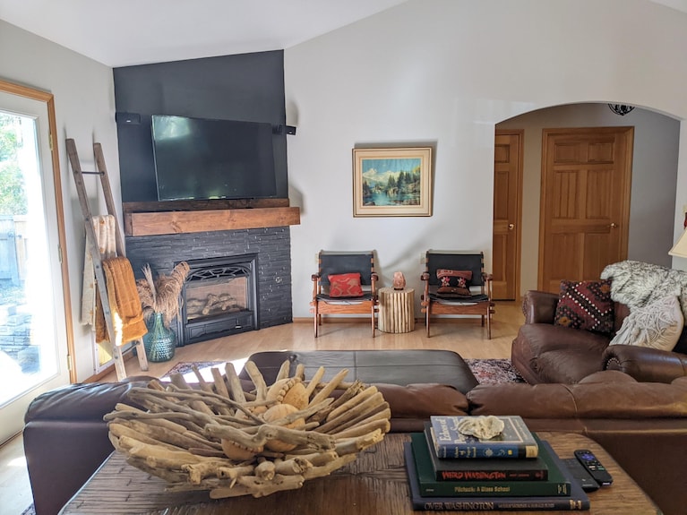 Hidden Gem - Jarrell Cove State Park, Shelton