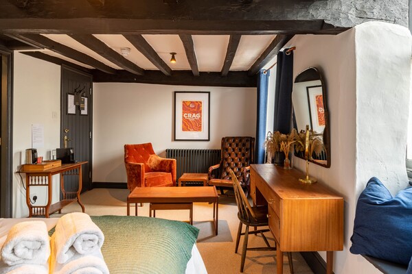 The Royal Oak Pub - Grange-over-Sands