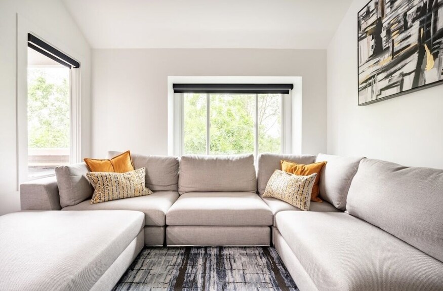 Modern & Unique Pearl Street Condo - Boulder, CO