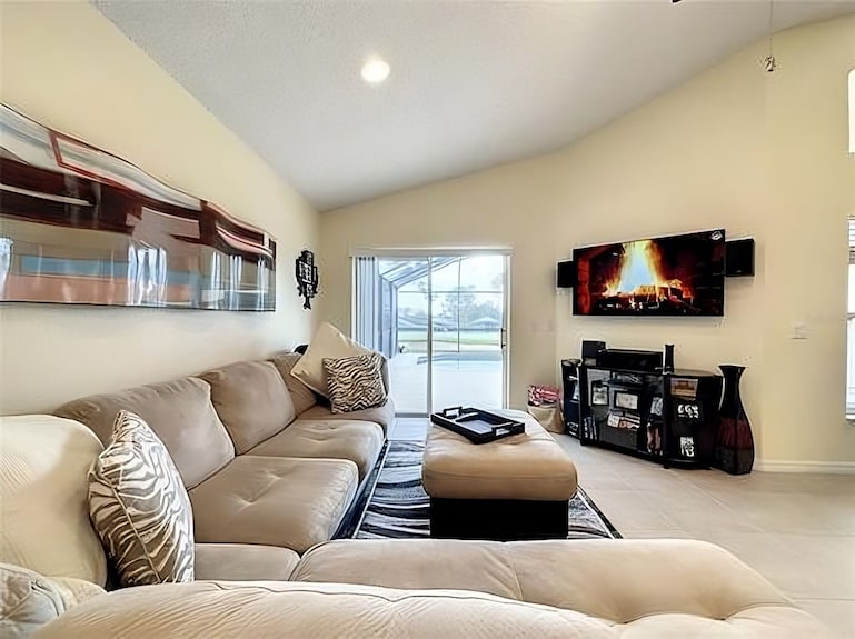 Luxury Golf Villa With Private Pool & Stunning Sunny Southern Exposure All Day! - Lake Eva, FL