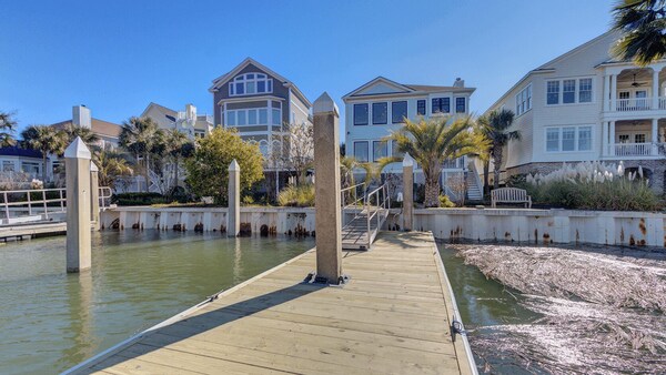 20 Morgan Place Drive By Avantstay Waterfront Home W/ Private Dock - Mount Pleasant, SC