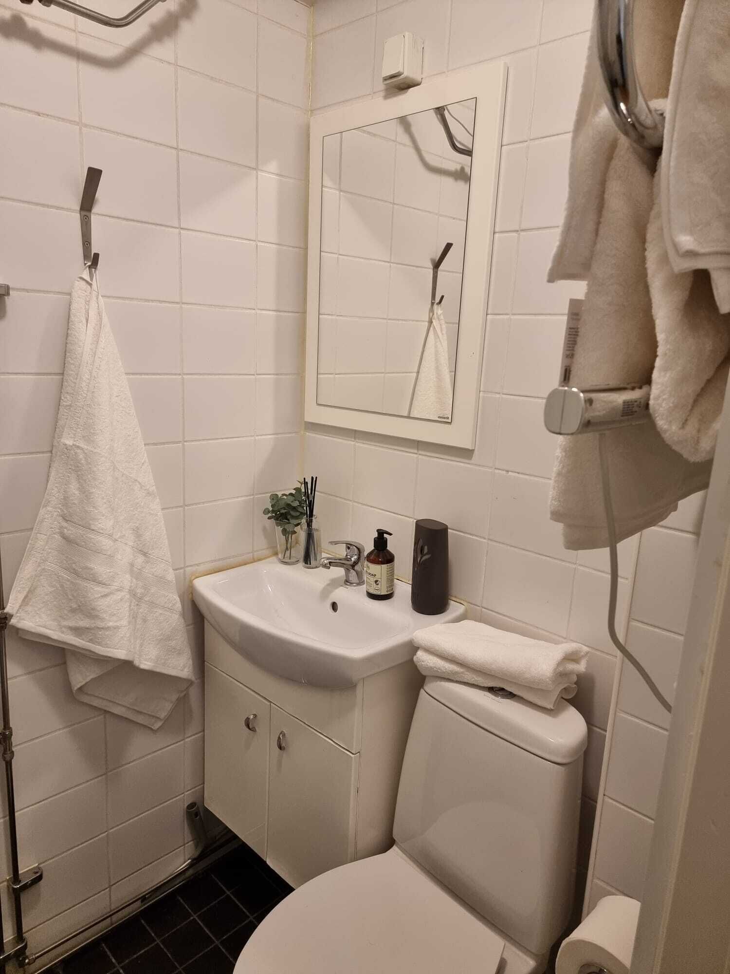 Apartamento | Banheiro | Chuveiro, toalhas de banho