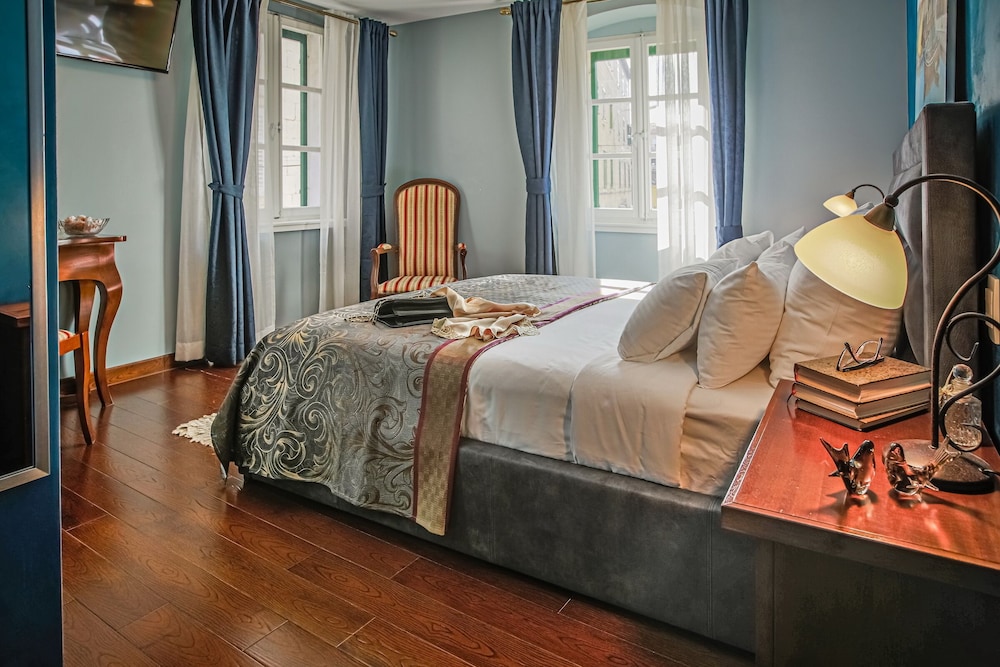 Theatre Luxury Rooms - Split