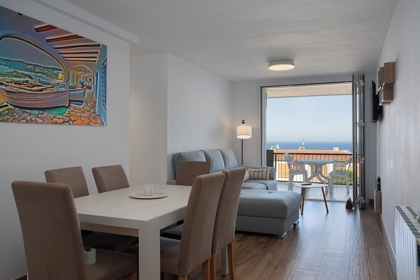 Large Apartment With Sea Views, Pool And Parking - Palafrugell