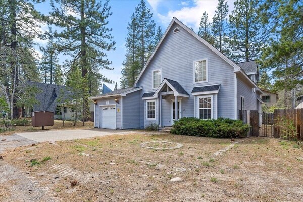 Sierra Mountain Lodge 3 Bedroom Home By Redawning - Grover Hot Springs State Park, Markleeville
