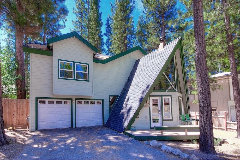 Lone Indian Lodge 3 Bedroom Home By Redawning - Indian Creek Reservoir, CA