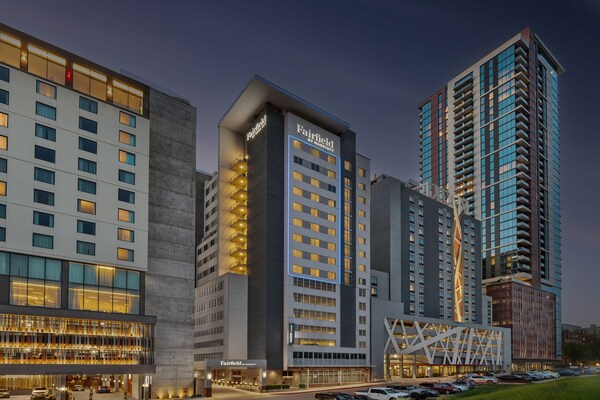 Fairfield Inn & Suites Austin Downtown - Austin, TX