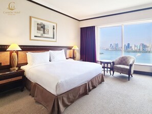 Premium King Room With Lagoon View | Lençóis de algodão egípcio, roupa de alta qualidade