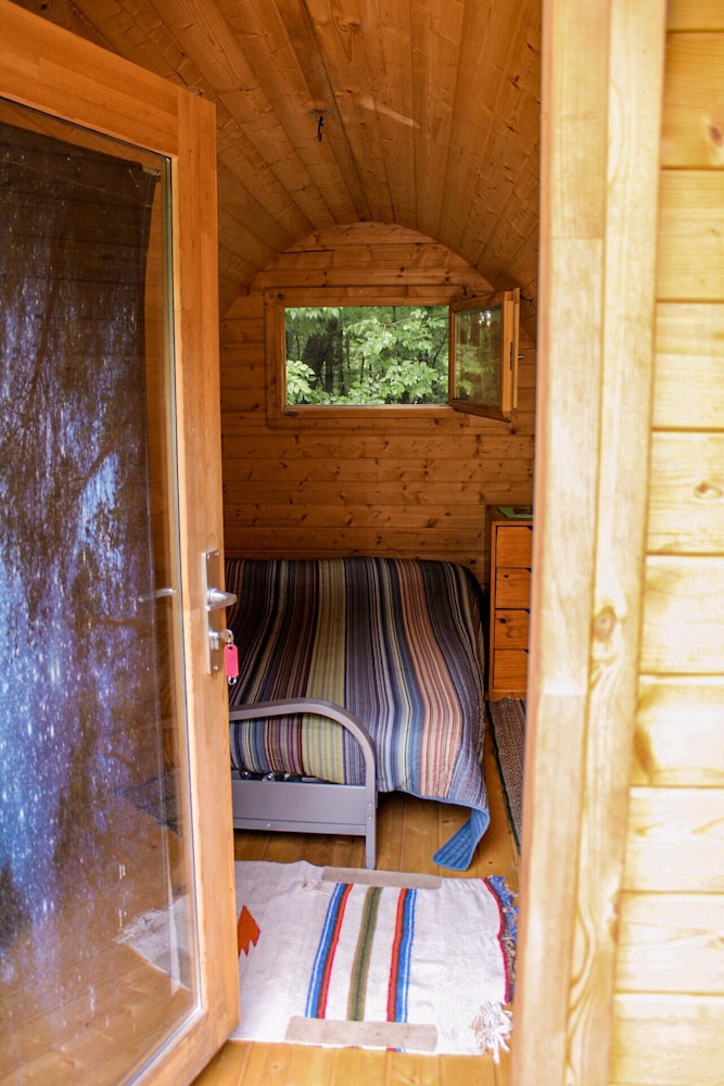 Morning Glory Camping Pod For 2 In Woodland Campground - Ithaca