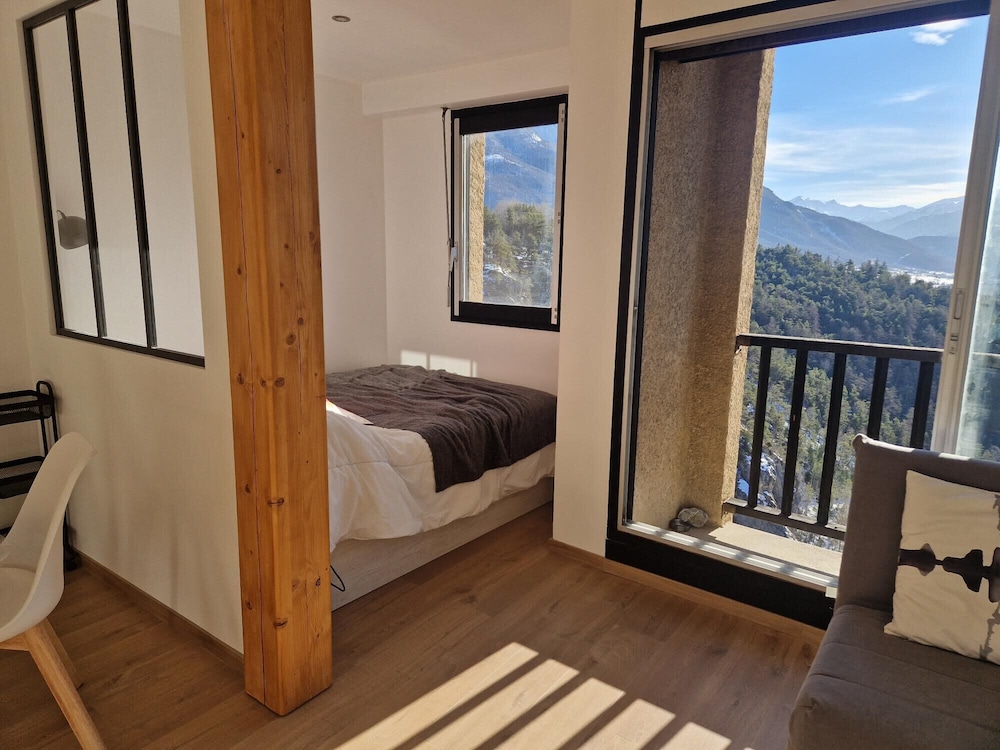 Rare Pearl With An Incredible View Of All Briançon - Briançon