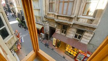 DELUXE BALKONY | Vista para a rua